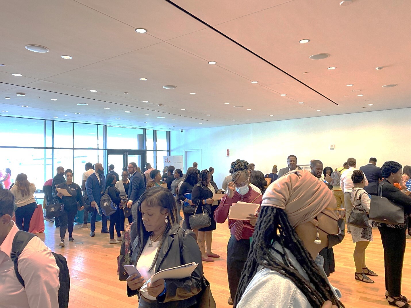 i-team's Research: A Mirror to D.C.'s Hiring