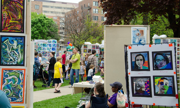 e-News: Evanston Art Celebrations, Mayor's Town Hall Meeting, and More!