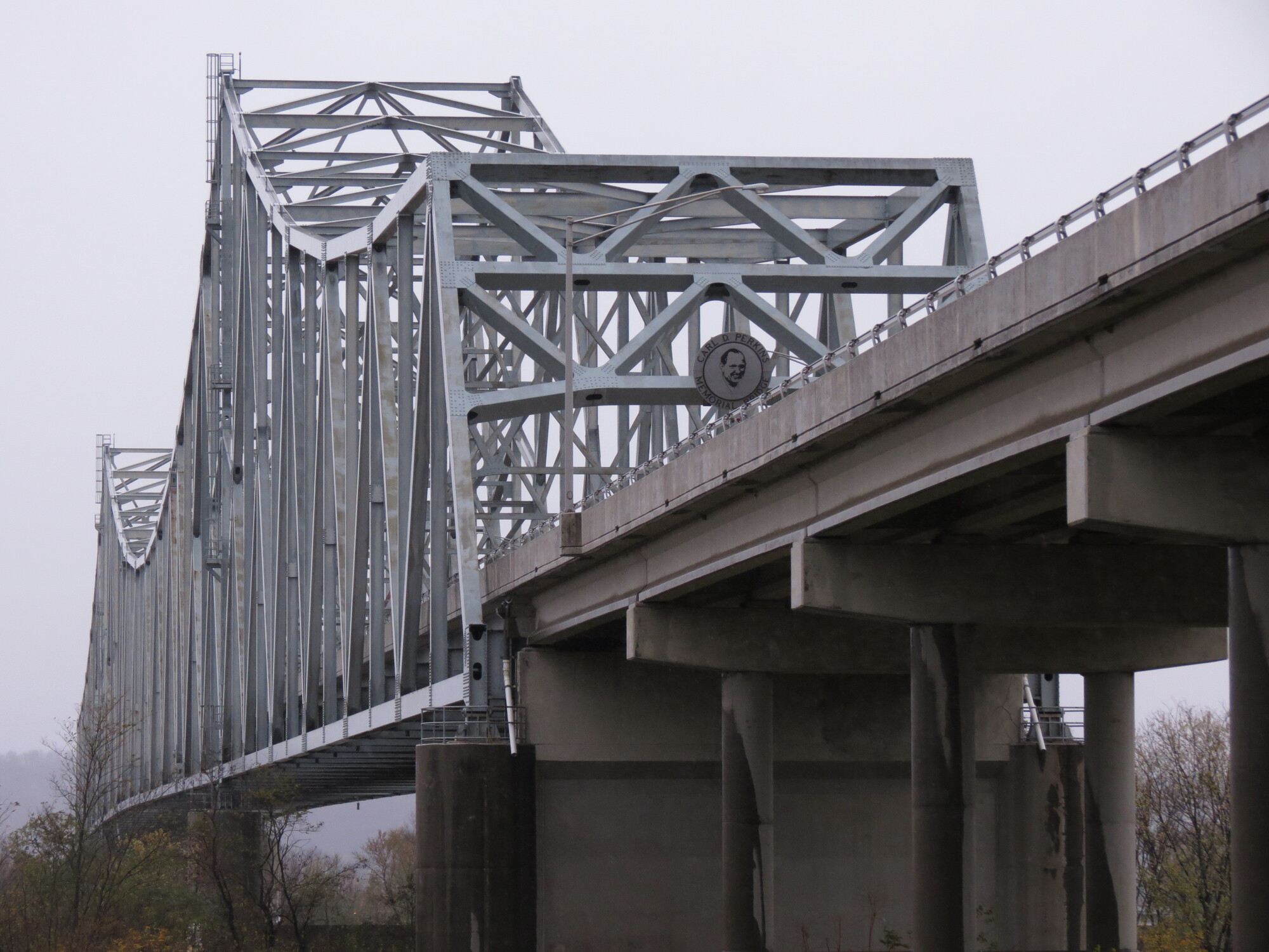 Traffic Advisory: Shoulder Closures on Carl Perkins Bridge Next Week ...