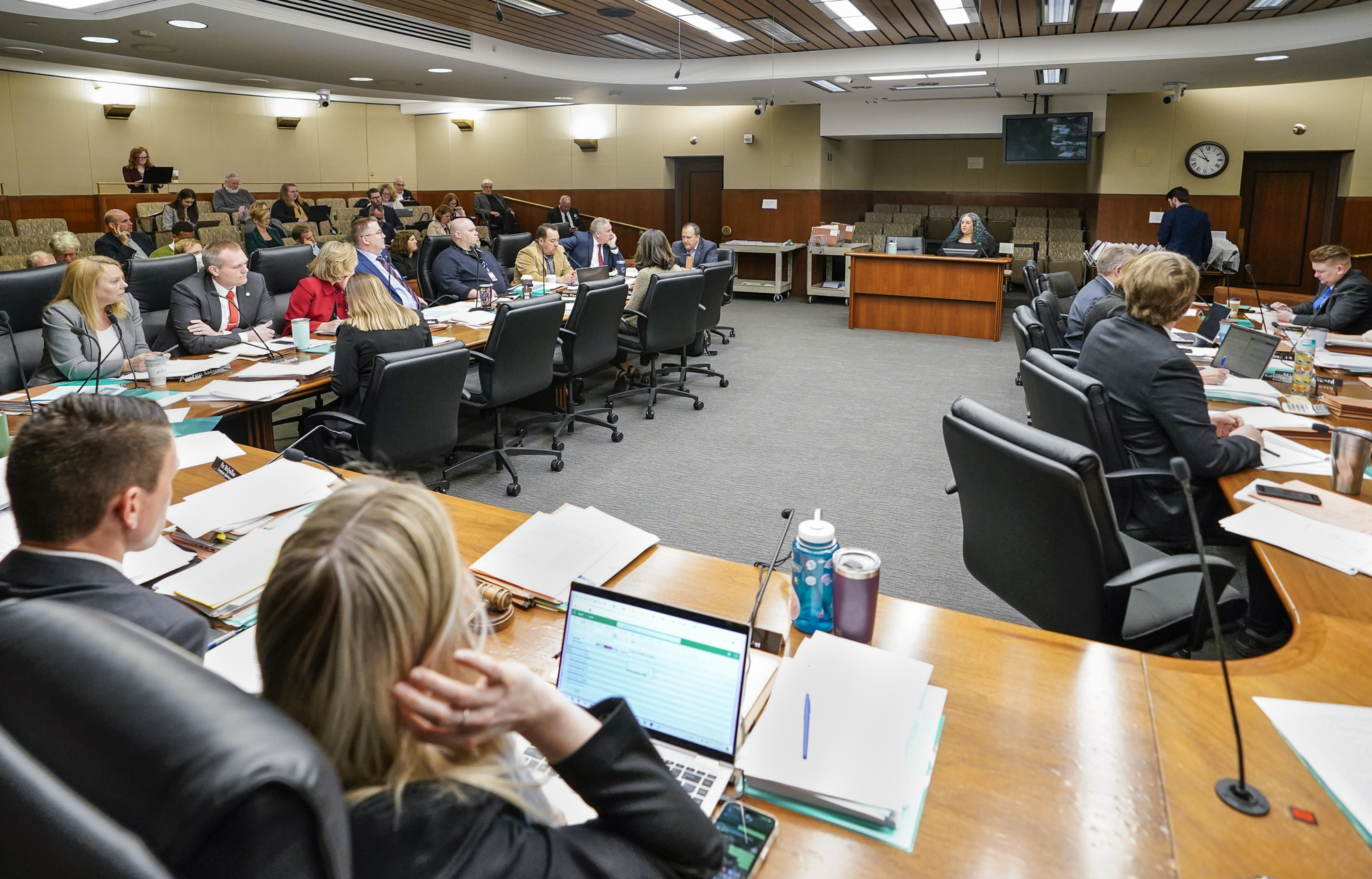 SESSION DAILY DIGEST: Thursday, April 20