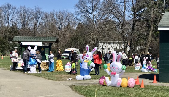Town Hops Into Spring at Easter Egg Hunt