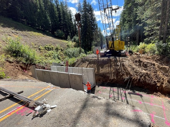 Traffic Alert: OR 204 under 24-hour flagging, single lane width ...