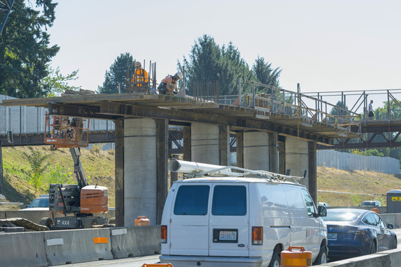 OR 217 Auxiliary Lanes Project: Hall Boulevard overpass now fully open