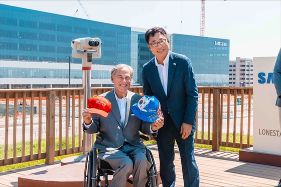 Governor Abbott Celebrates Texas’ Semiconductor Leadership At Samsung ...