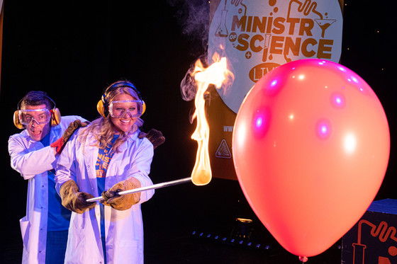 Science Show for Curious Children