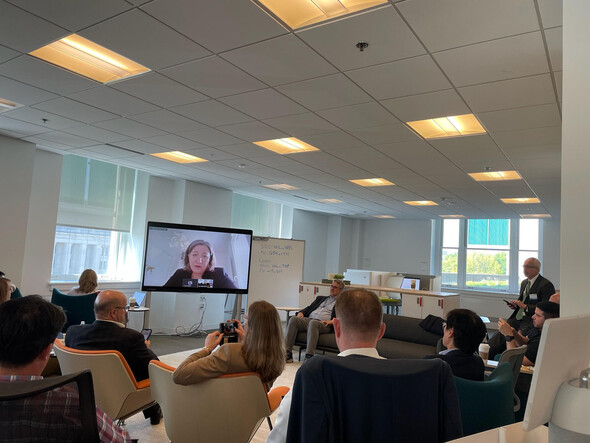 PBS Workscape - Federal Work Blossoms in Workplace Innovation Lab ...